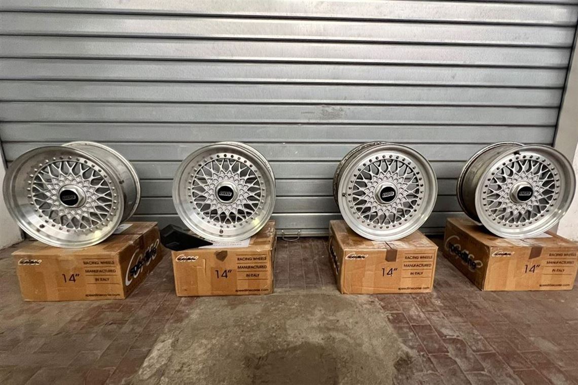 Racecarsdirect.com - 16' BBS RS 5x130