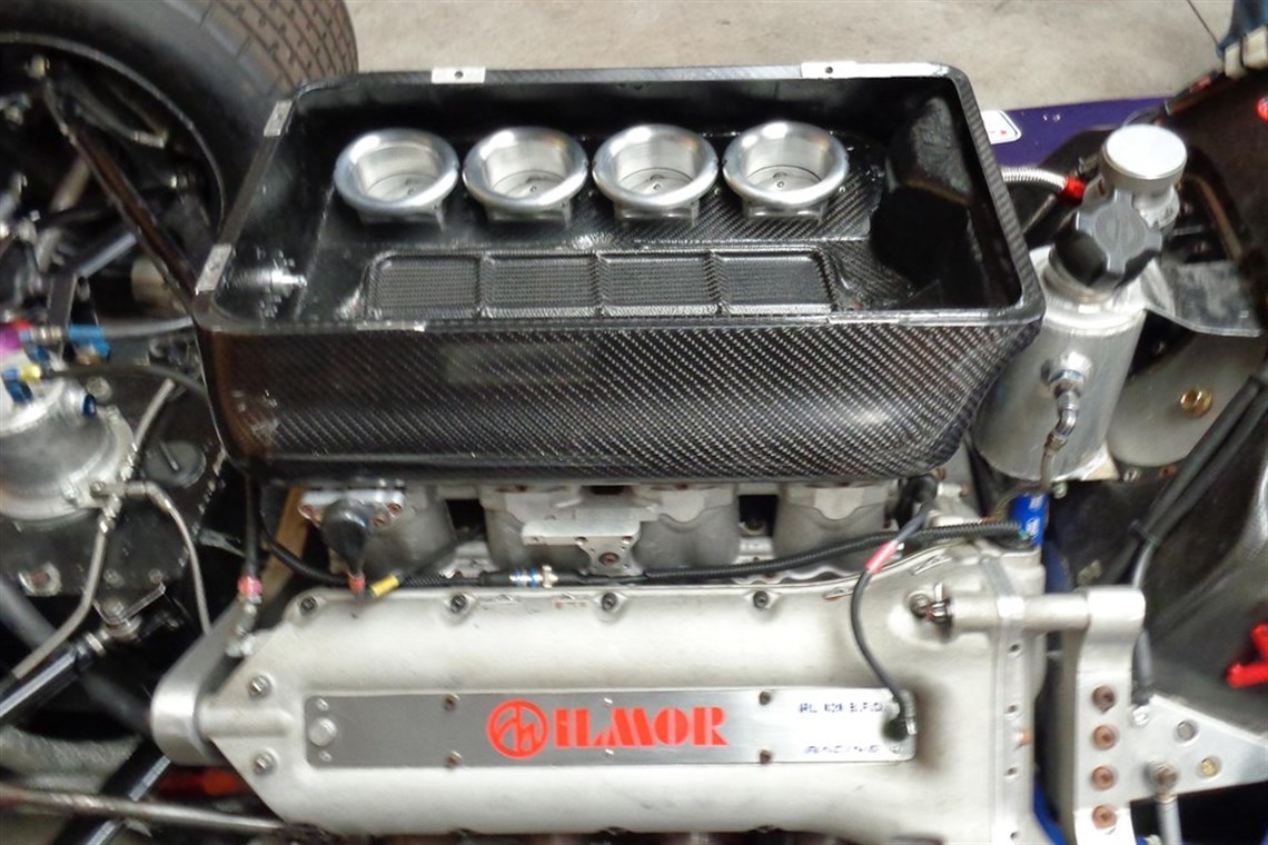 Racecarsdirect.com - Ilmor IRL competition engine.