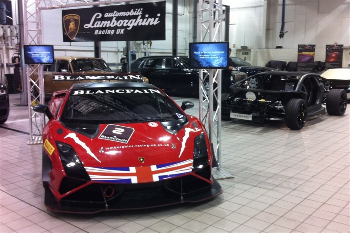 Racecarsdirect.com - Rover SD1 V8 Race Car - Genuine "Top Gear" Car