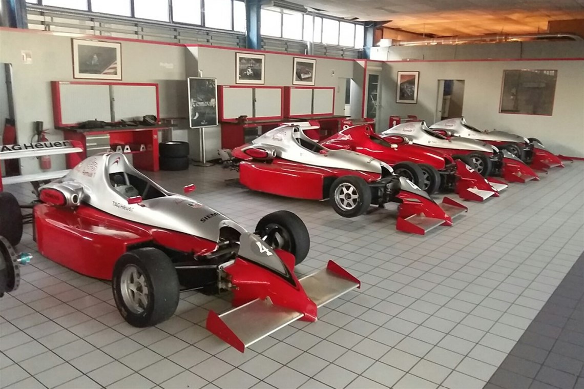 Racecarsdirect.com - Formula Opel Lotus