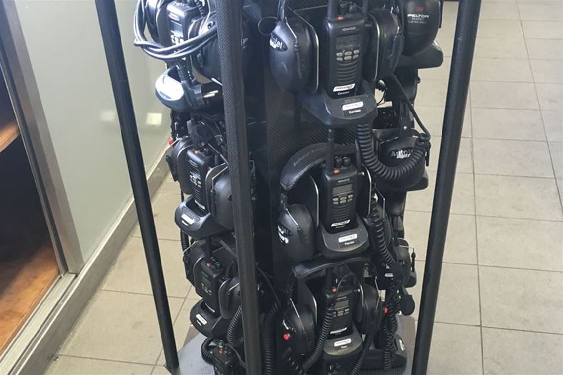Racecarsdirect.com - Kenwood Radio Set 20 Unit Formula MRTC